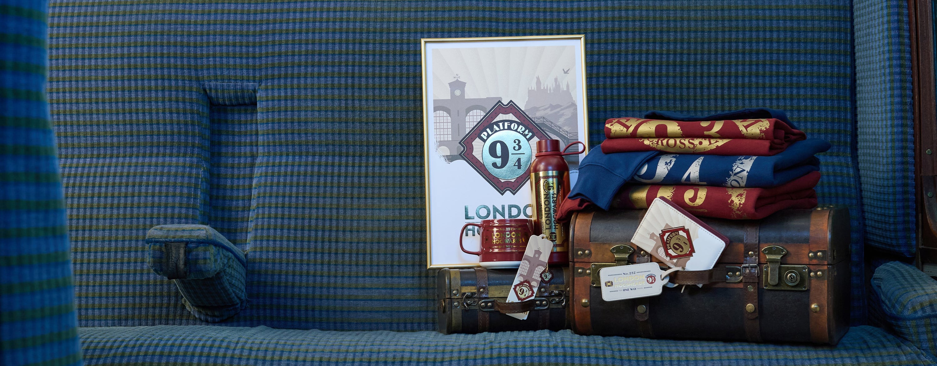 Platform 9 3/4 Merchandise | Harry Potter Shop USA