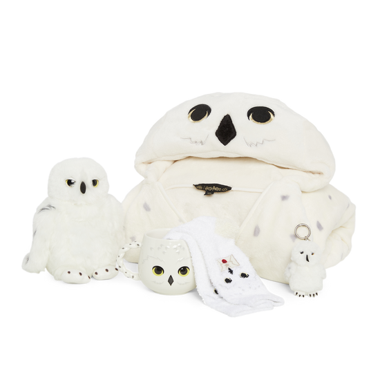 Cozy Hedwig Gift Set | Harry Potter Shop US