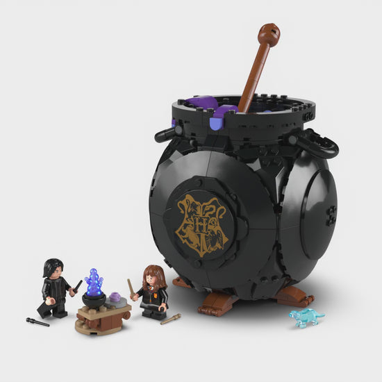 Cauldron - Secret Potions Classroom LEGO | Harry Potter Shop