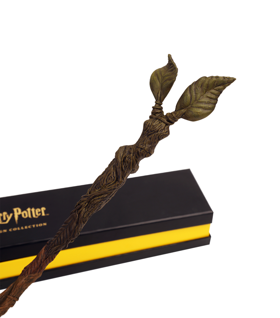 Newt Scamander Merchandise | Harry Potter Shop US